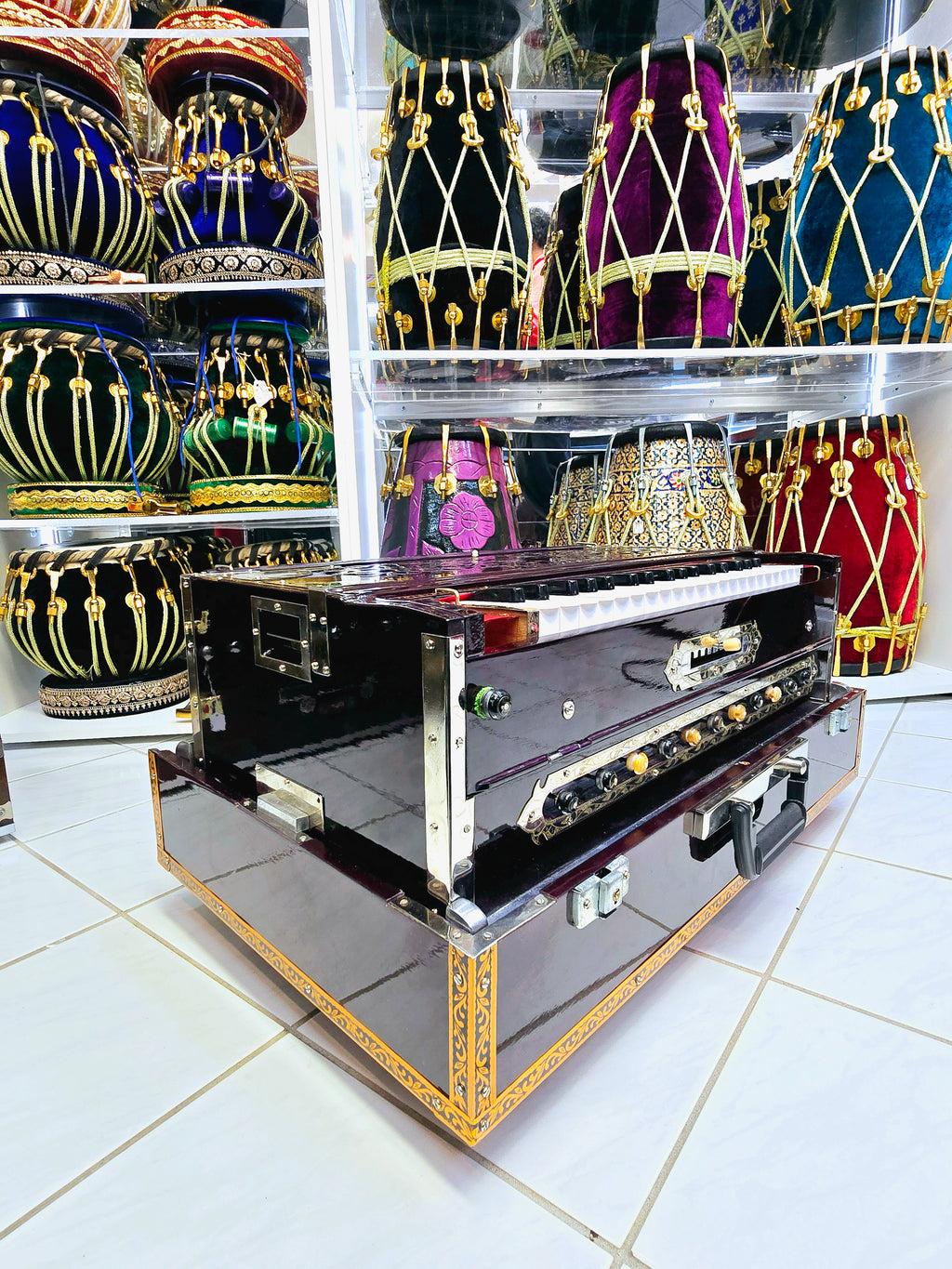 Harmonic Masterpiece 9-Scale, 3-Reed MMF Harmonium - Authentic Paul ...